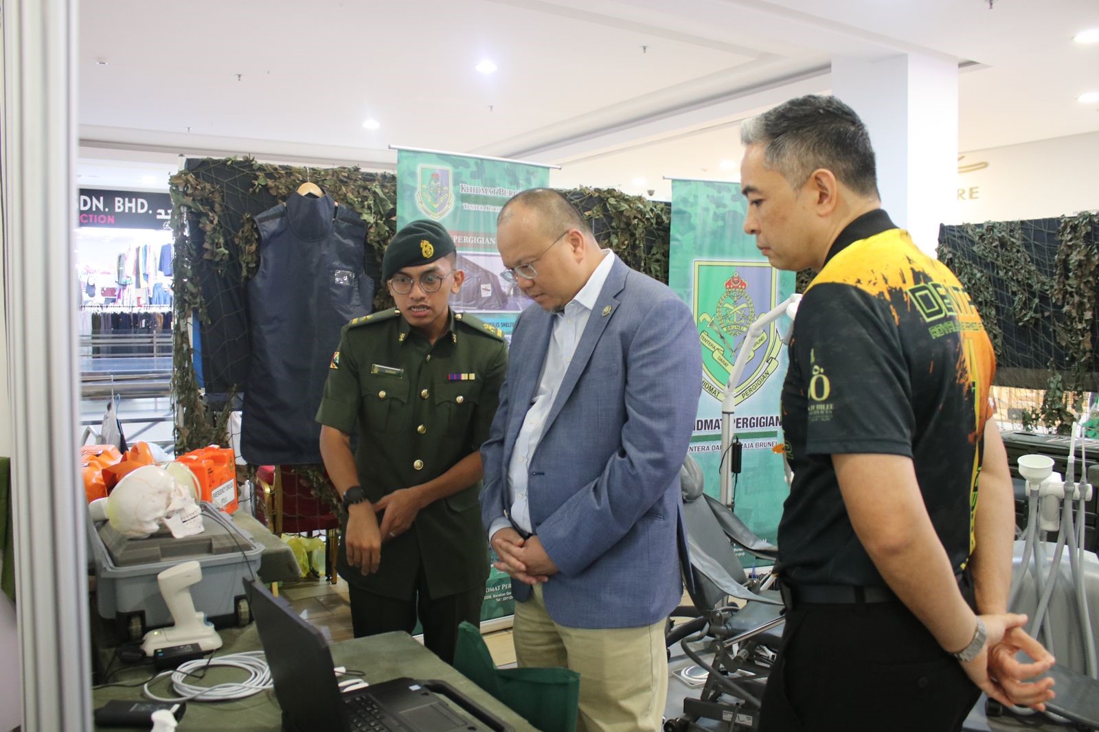 News Headlines - DENTAL SERVICES ROYAL BRUNEI LAND FORCE PARTICIPATES...